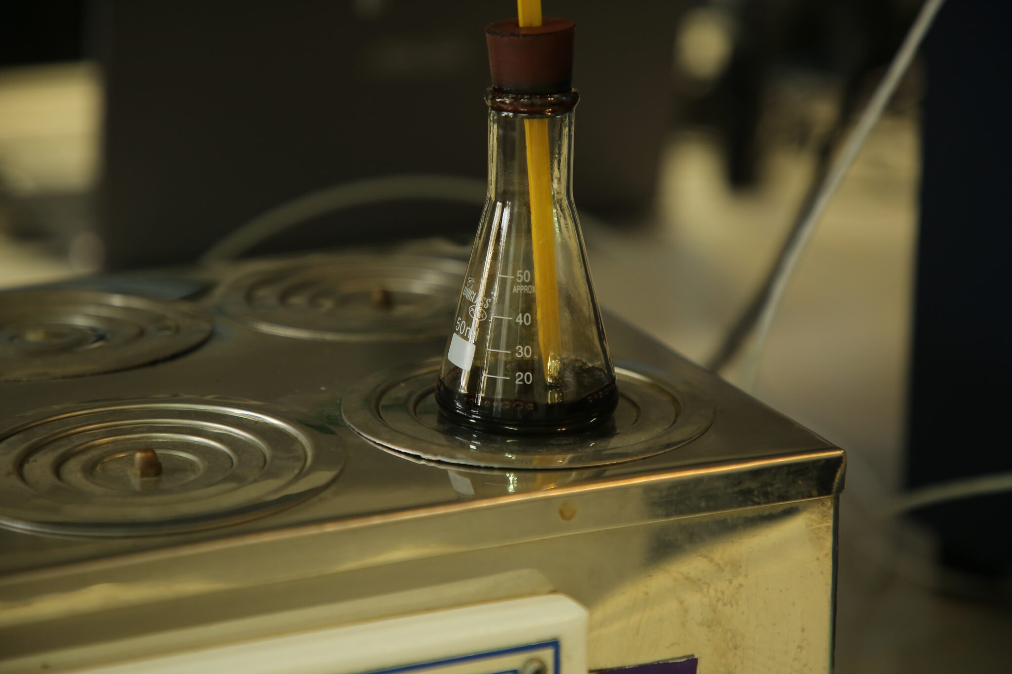 The Spot Test of Bitumen - Gulf Petro | Bitumen Supplying Company